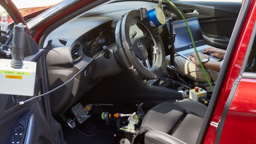 Driver assistance systems | Segula Technologies